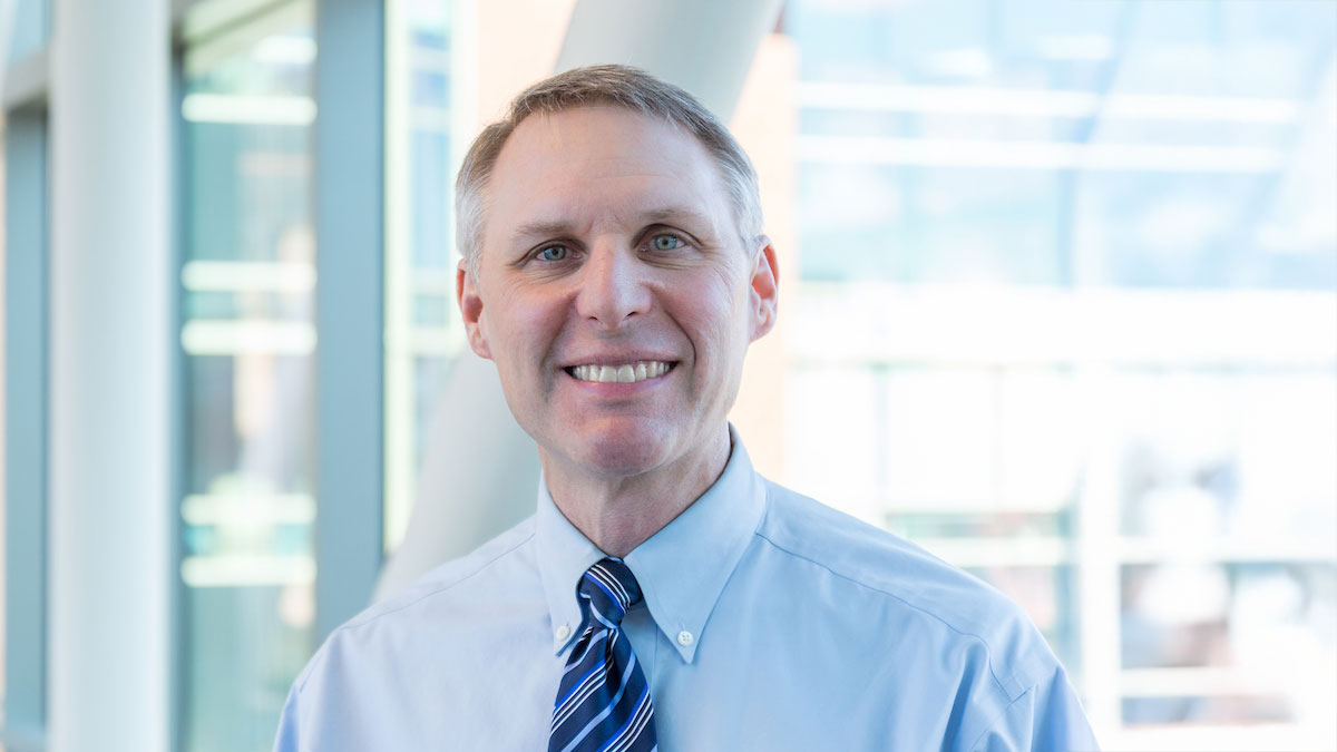 Kevin Walker, MD, Takes on Lead Surgical Services Role